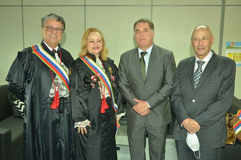 Presidente do TRT-MG vai ao Rio para posse da nova administração do ...